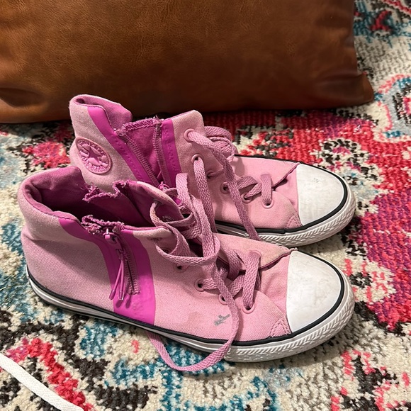 Converse | Shoes | Girls Pink Converse All Star High Tops In Size 35m ...